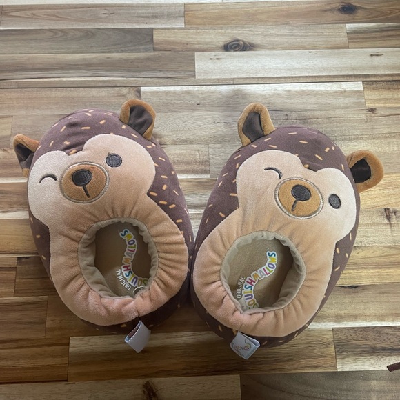 Squishmallows | Shoes | Squishmallows Hedgehog Kids Slippers Size 45 ...